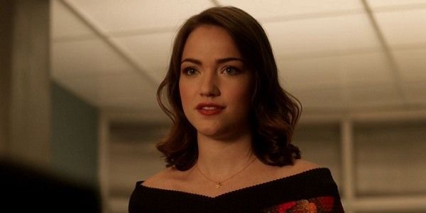 Why The Flash Is Bringing Back Wells' Daughter | Cinemablend
