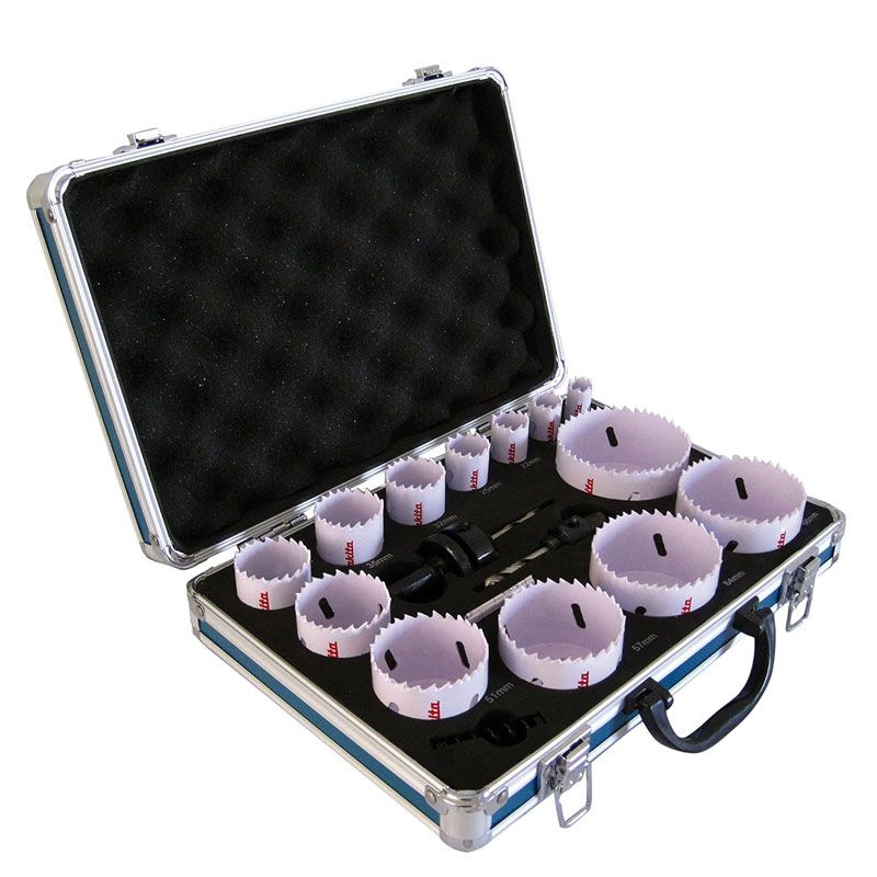 How to install downlights: An expert step-by-step guide | Homebuilding