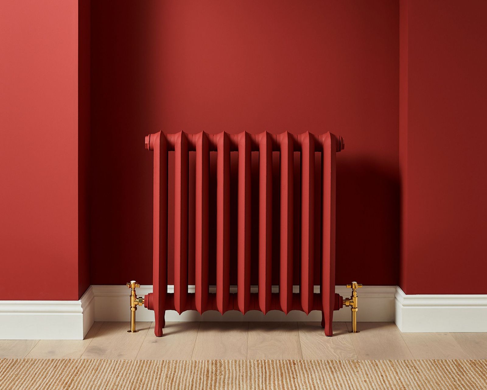 Does putting aluminum foil behind your radiator really work? | Homes ...