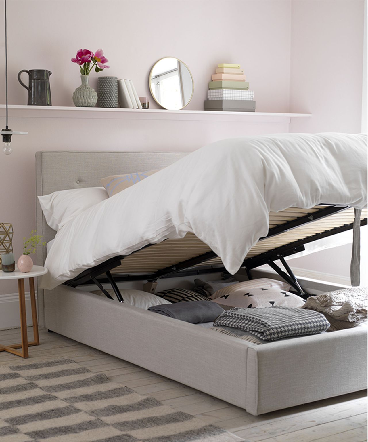 Underbed storage ideas: 11 ways to store under a bed | Homes and Gardens