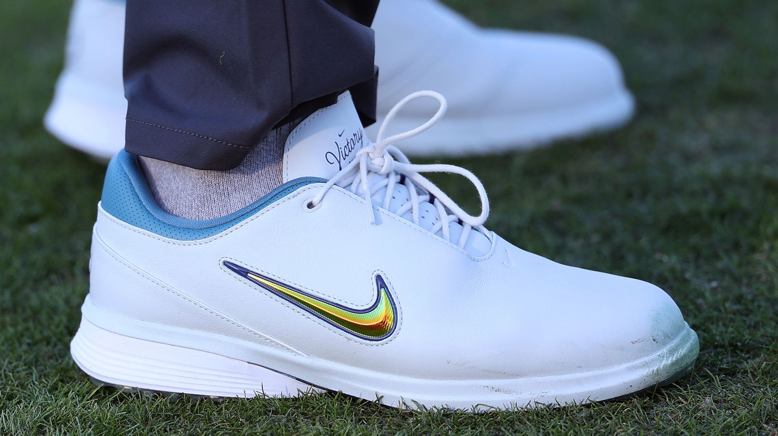 Finally! Rory McIlroy's New Nike Shoes Have Arrived And Here Is How You ...