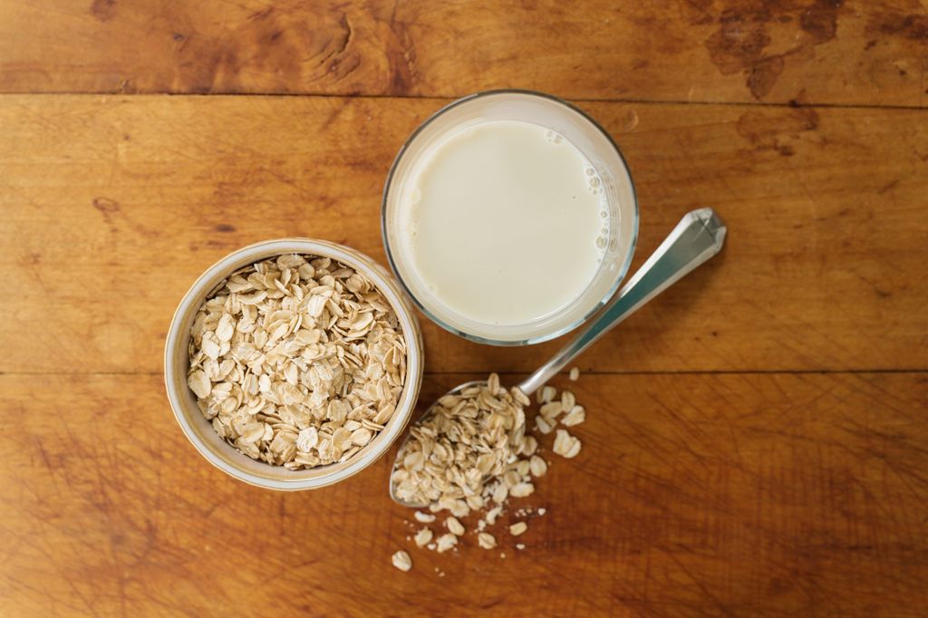 9 health benefits of oats: Nutritionists reveals why they are so good ...