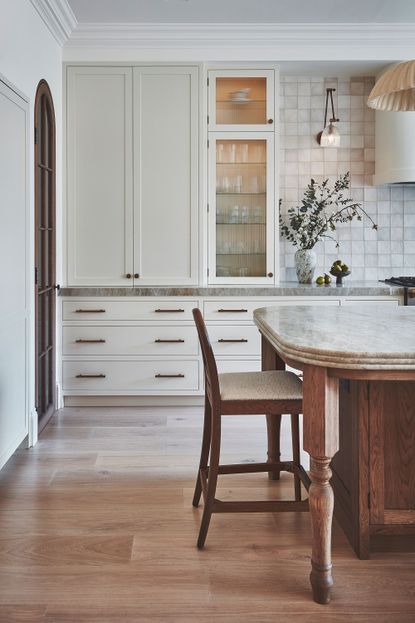 10 Glass Kitchen Cabinet Ideas to Make a Space Feel Bigger | Livingetc