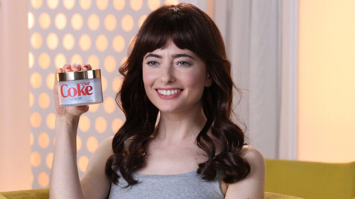 After A Video About How SNL Doesn't Hire 'Hot Women' Went Viral, A Cast ...