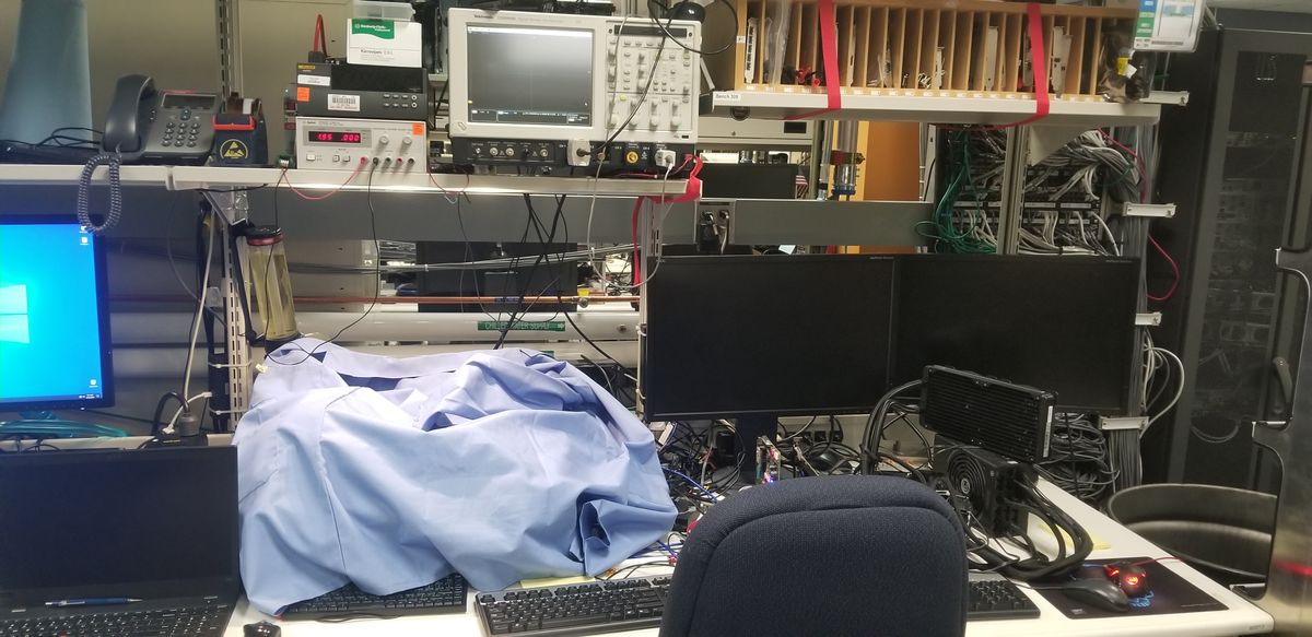 TIM, Coolers, The Medusa, and Other Intel Lab Gear - Inside Intel's Secret Overclocking Lab ...