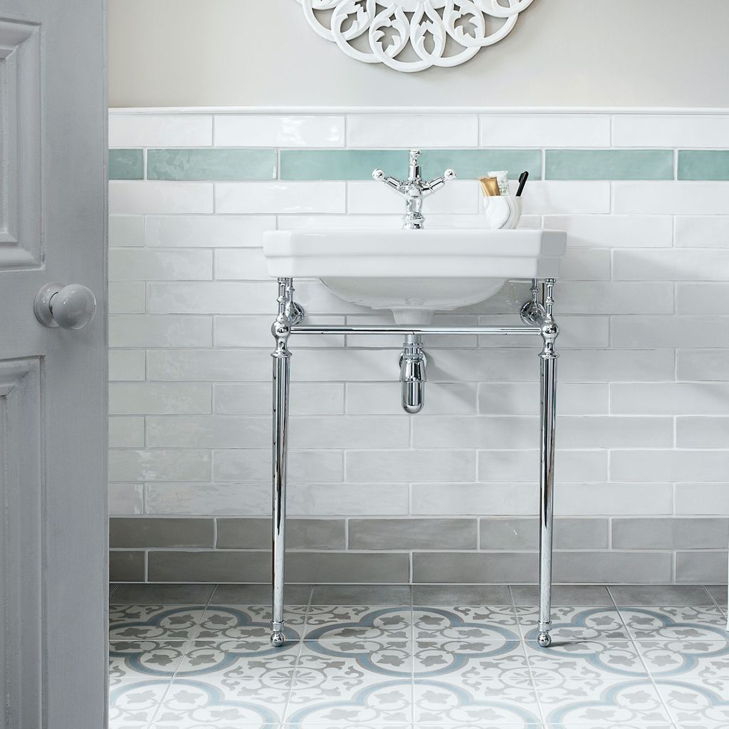 Cloakroom Tile Ideas: 10 ways to add style to a small space | Ideal Home