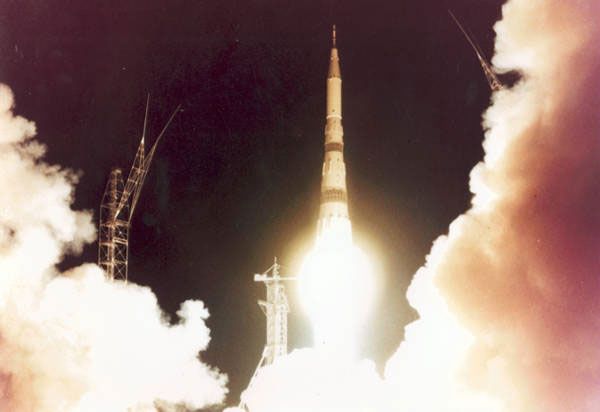 The World's Tallest Rockets: How They Stack Up | Space