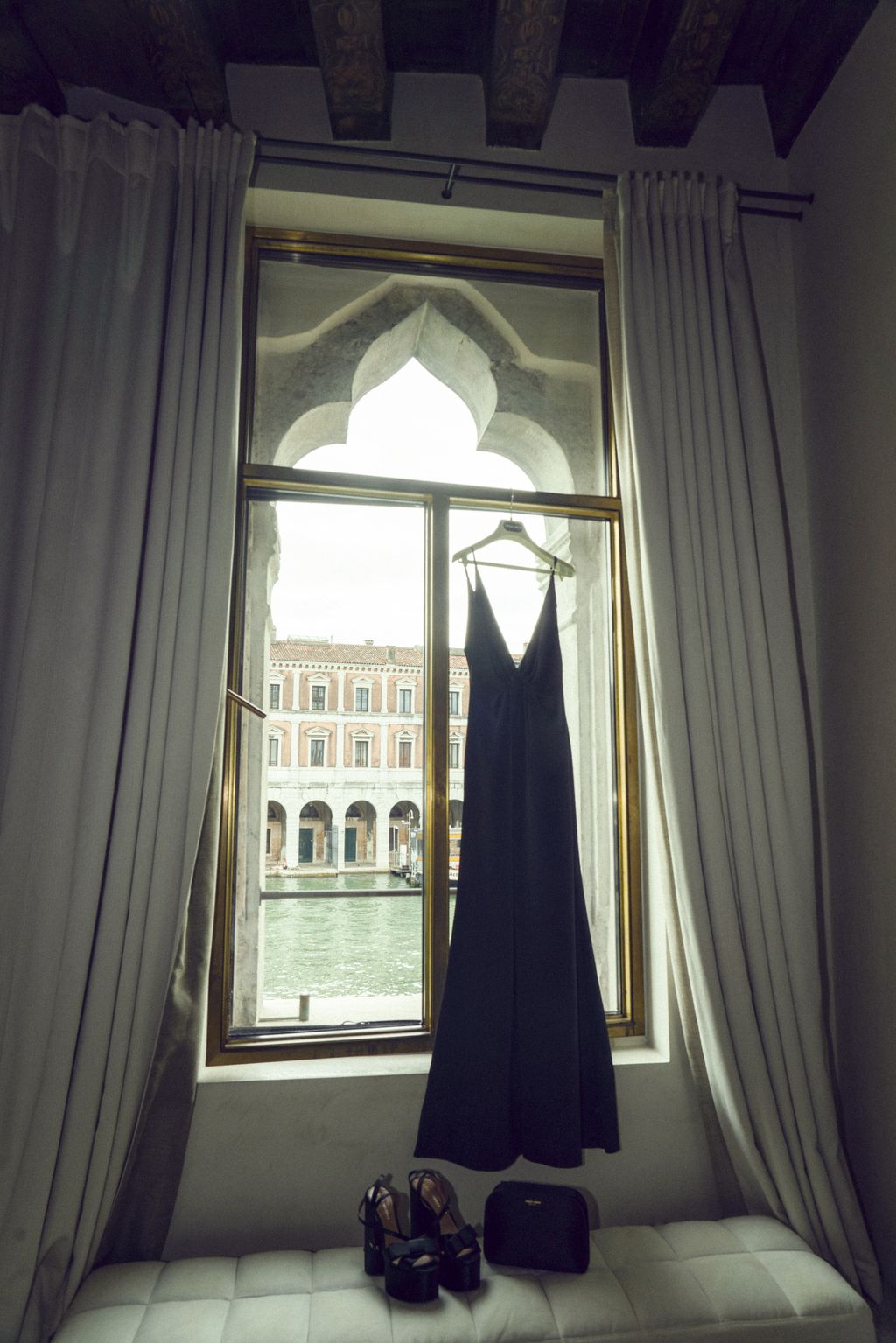 Kaitlyn Dever on Her 2025 Venice Film Festival Red Carpet Look | Marie ...