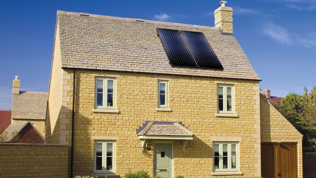 Solar Thermal: Complete Guide to the Pros, Cons and Costs | Homebuilding
