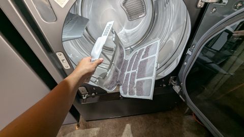 LG DLEX8600BE 7.3 Cu. Ft. Smart Electric Dryer review | Top Ten Reviews