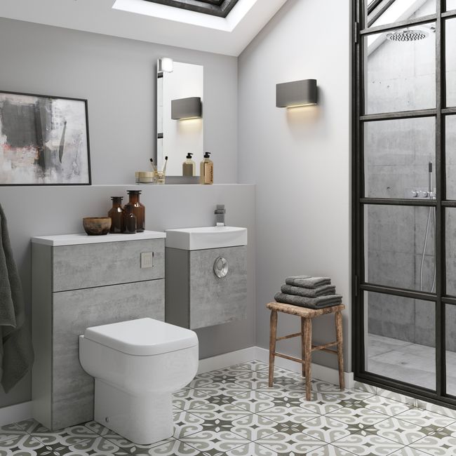 Small Ensuite Ideas — Make the Most of Any Compact Bathroom | Homebuilding