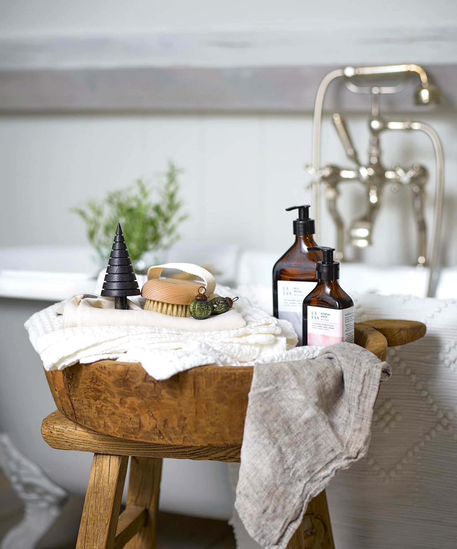 Cottagecore bathroom trend - how to get the look in 5 easy steps ...