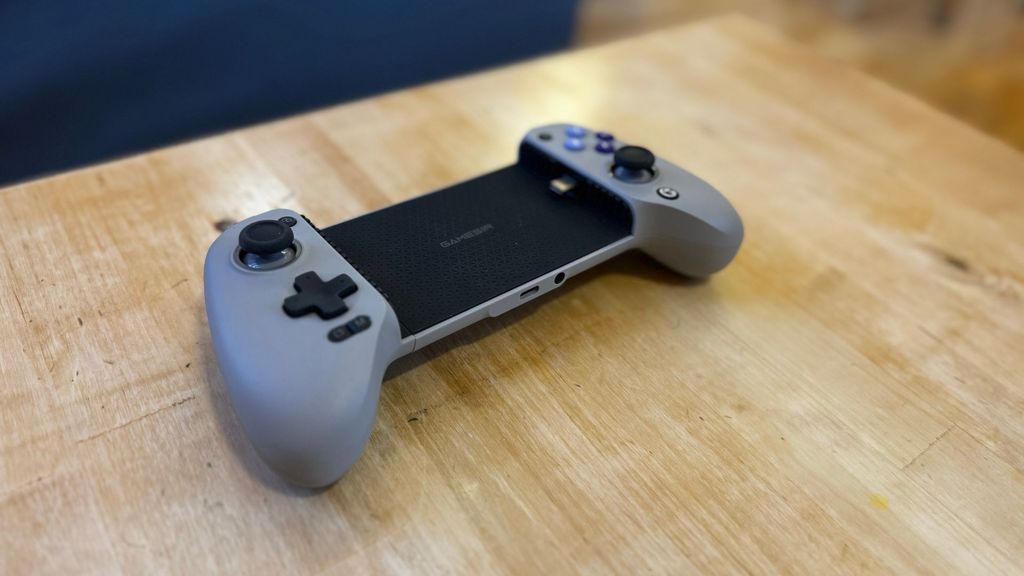 Best Game Controllers for iPhone 2025 | iMore