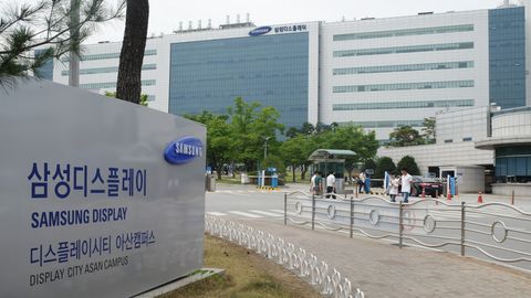 Samsung's display arm begins OLED panel production at Noida plant ...