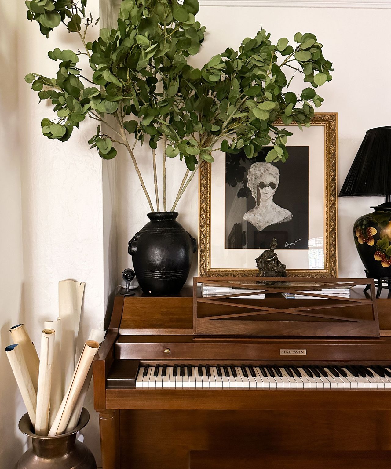 8 stylish ways to decorate with antiques | Homes and Gardens