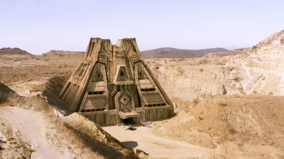 'The Orville' Season 3 episode 5 revisits the Moclan gender controversy ...