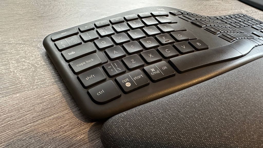 Logitech ERGO K860 keyboard review | PC Gamer