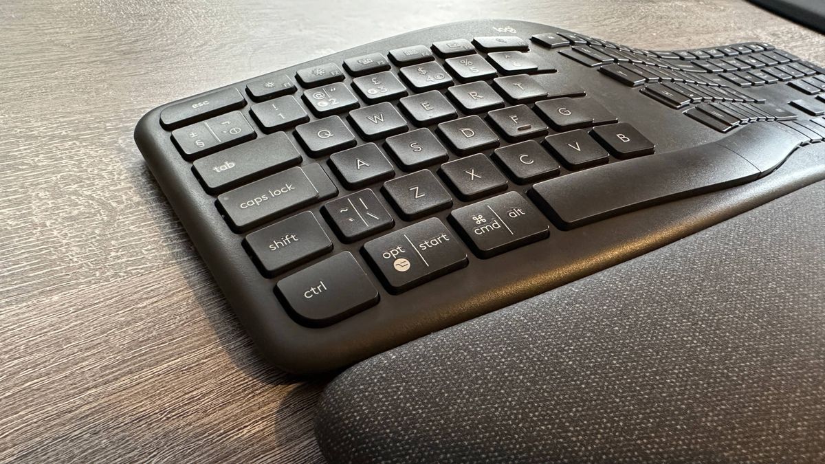 Logitech ERGO K860 keyboard review | PC Gamer