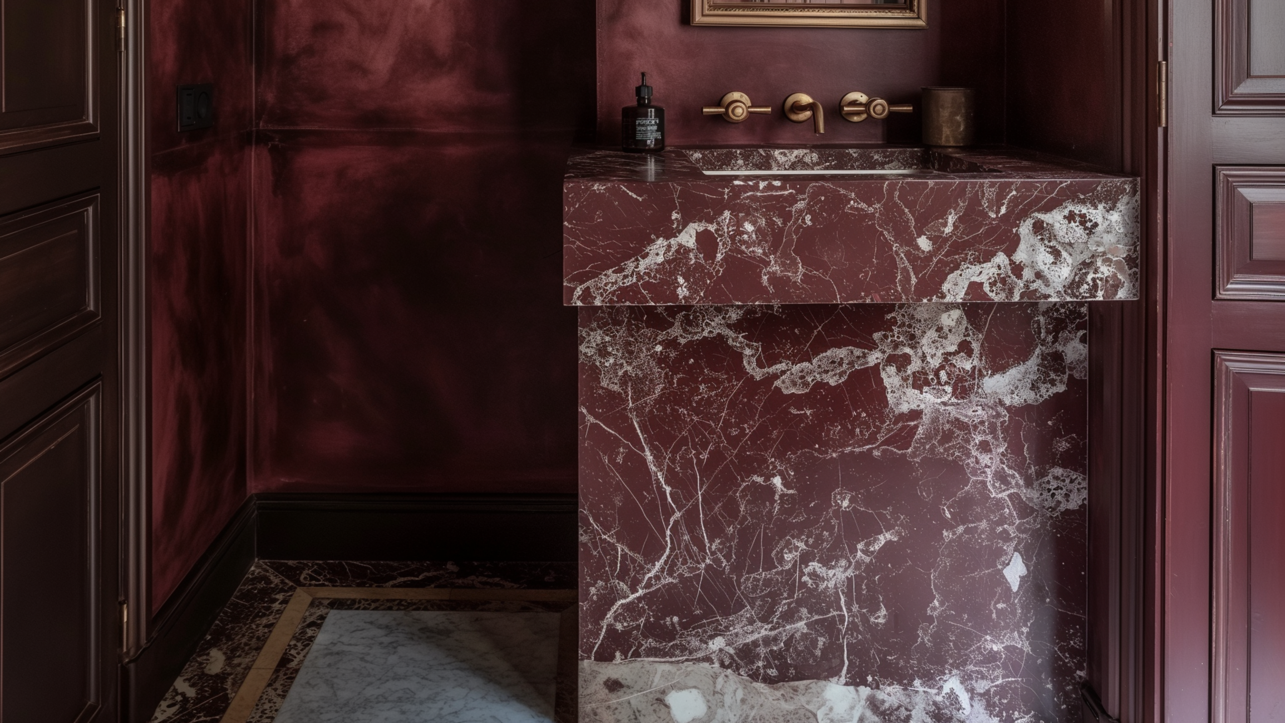 What Is Rosso Levanto? The Striking Marble Designers Love | Livingetc