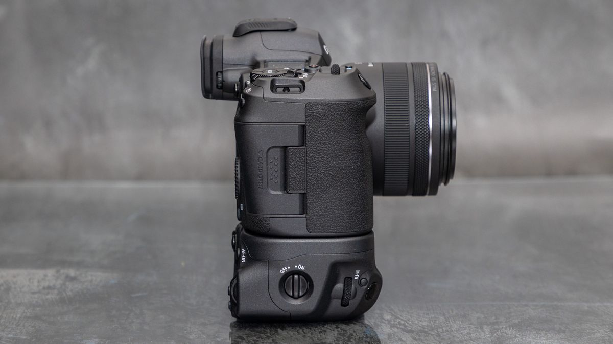 Canon's new grips for the EOS R5 Mark II are ridiculously expensive ...