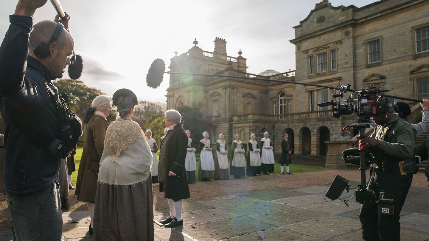 Outlander Season 3 Set Visit - Outlander Season 3 Cast Interview ...