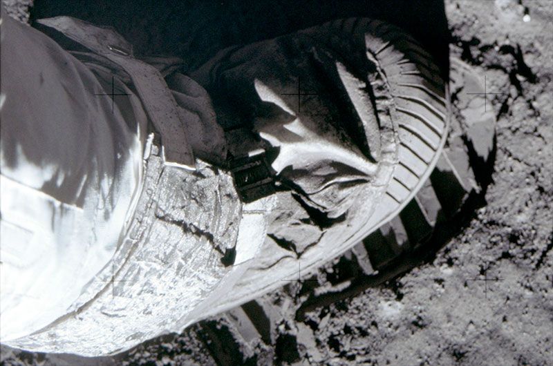 Moon Boot-Styled Sneakers Celebrate GE's Role in 1st Lunar Landing | Space