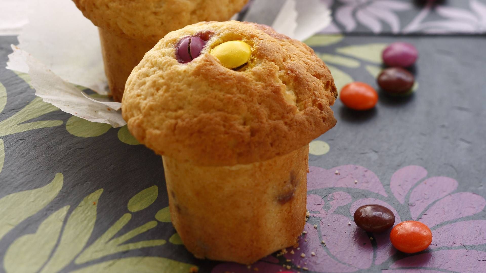 Smarties muffins | Baking Recipes | GoodtoKnow