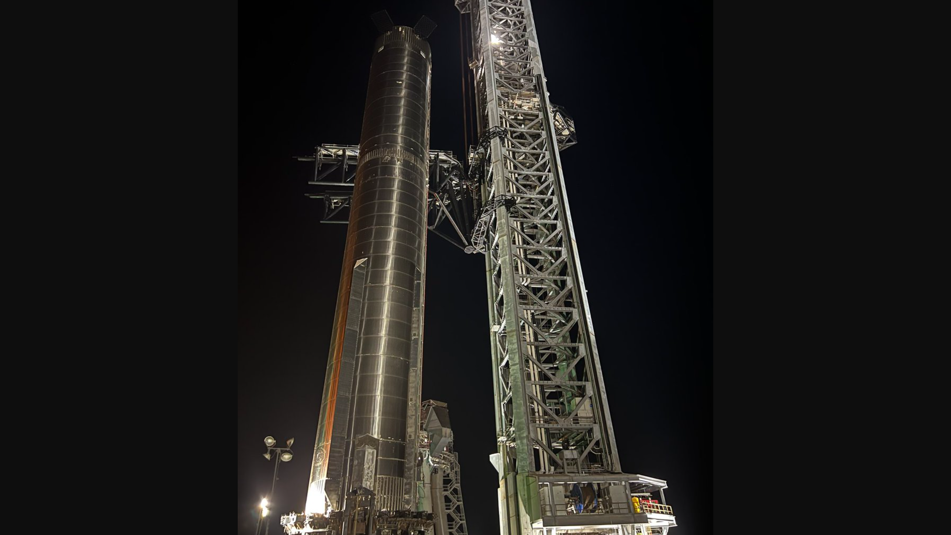 Spacexs Starship Super Heavy Rocket Returns To Launch Pad Photos Space