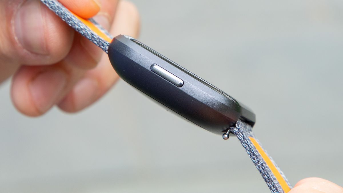 Fitbit Versa 2 review | Tom's Guide