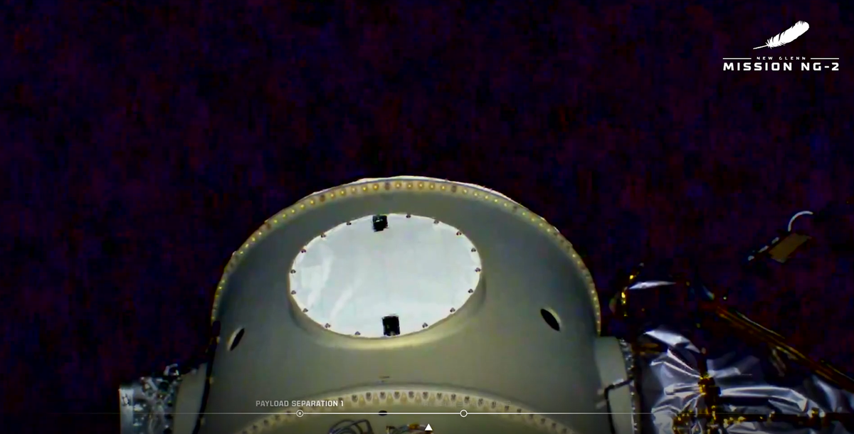 Blue Origin lands huge New Glenn rocket booster for 1st time after ...