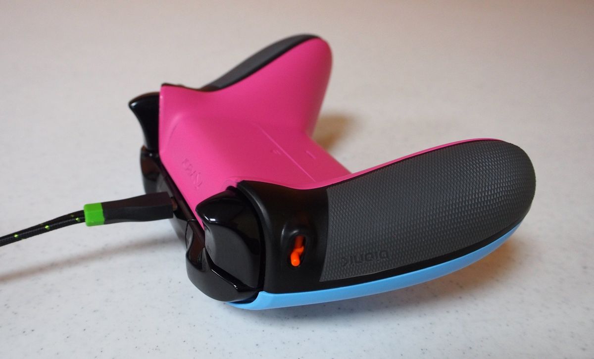 QuickShot grips make your Xbox One controller 'elite' | Windows Central