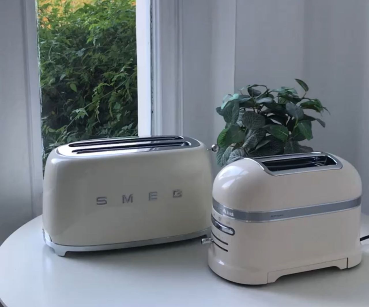 KitchenAid Pro Line 2-Slice Toaster: the best I've tested | Homes and ...