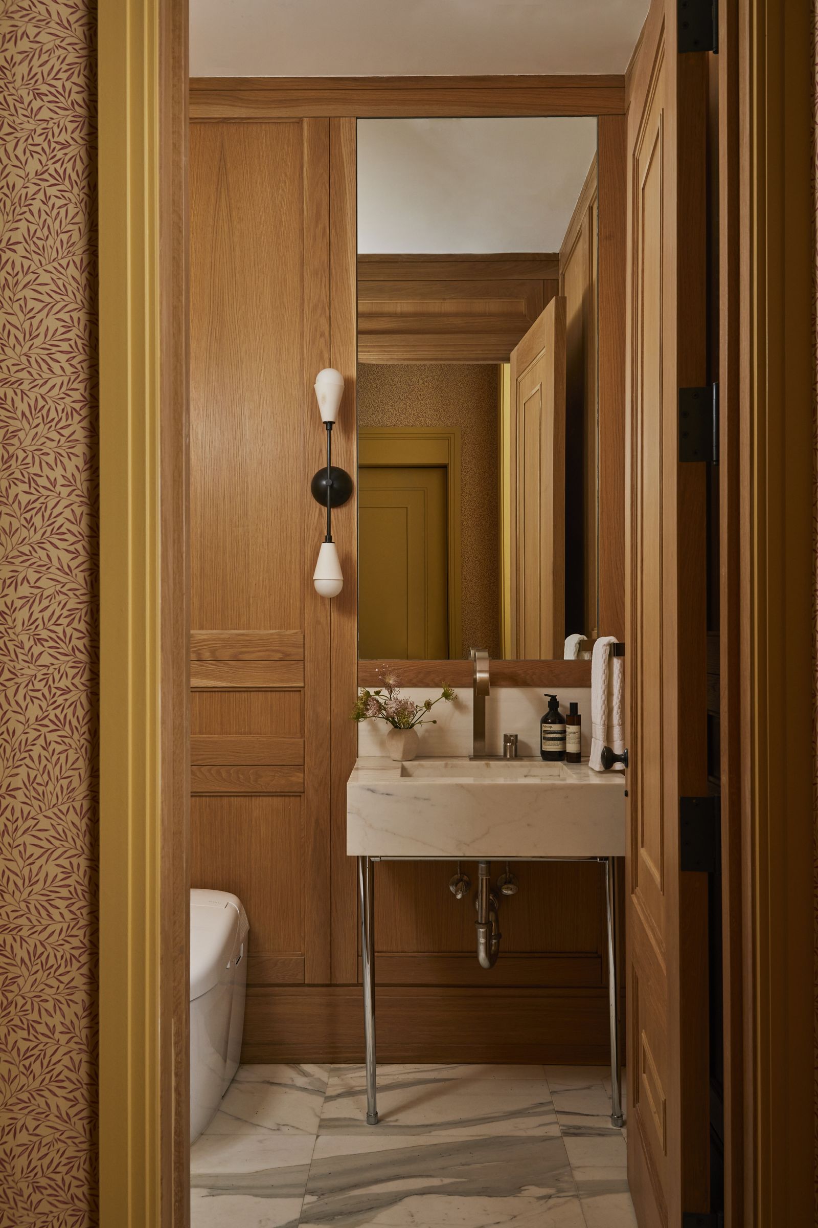 What Color is Amber? How to Use the Honeyed Hue In Your Home | Livingetc