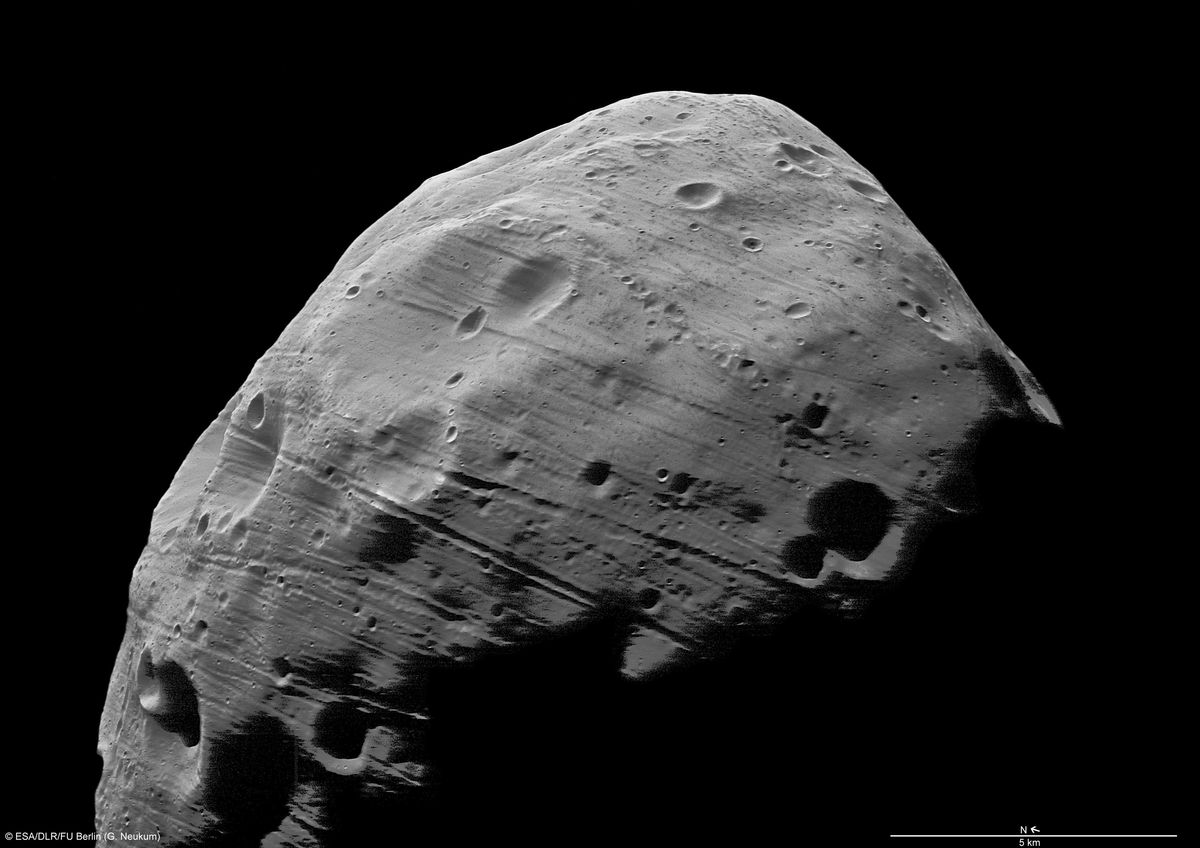 Scientists discover incredibly old moon crater, name it after Amelia ...