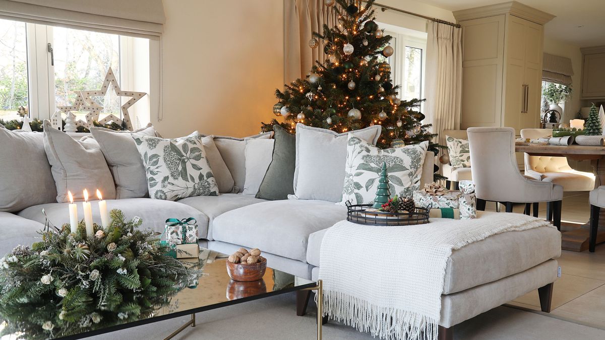 How to remove common Christmas stains from your home | Ideal Home