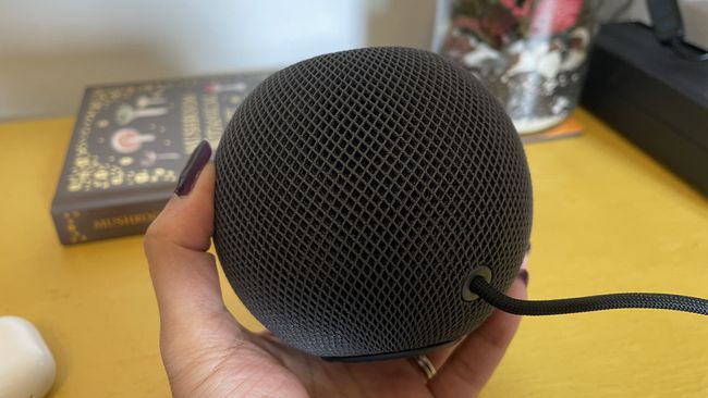 Apple HomePod Mini review: small but mighty smart speaker is a delight ...