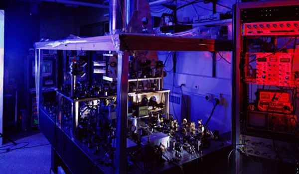 How Does an Atomic Clock Work? | Live Science