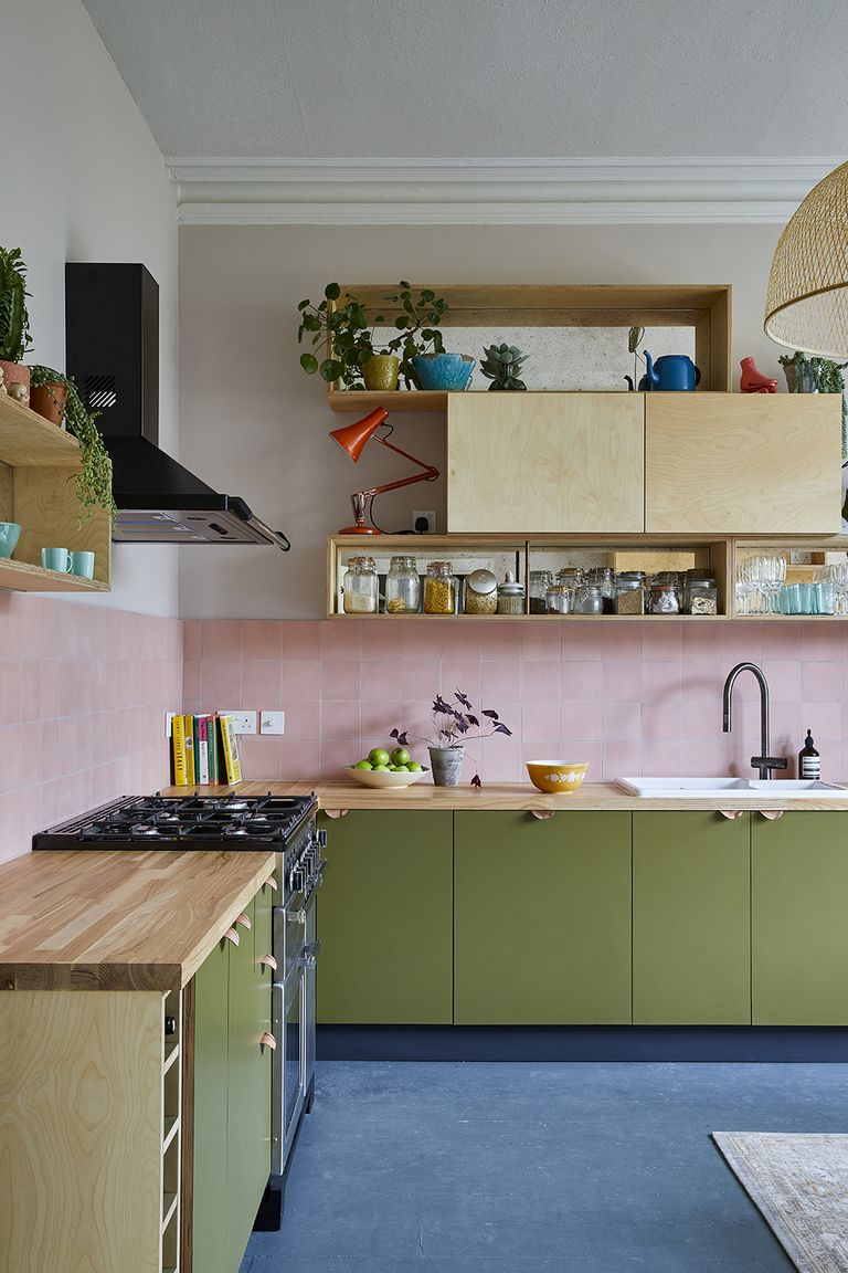Green kitchen ideas - how to use the most on-trend color | Livingetc