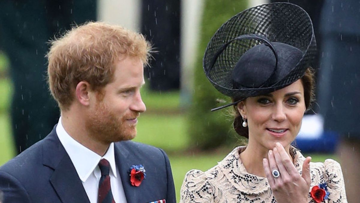Le prince Harry se sentait comme une « groseille » en compagnie du ...