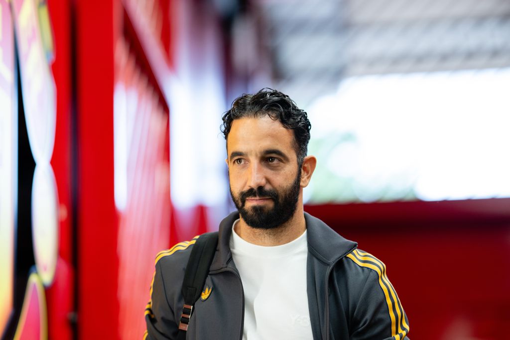 Ruben Amorim reveals early Manchester United lineup decision for ...