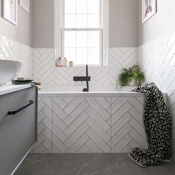 23 bath panel ideas to complement any style of bathroom | Ideal Home