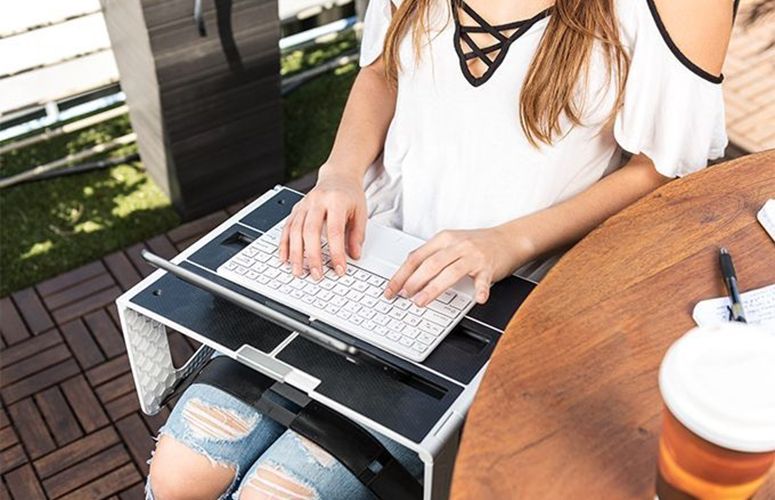 iMoov Review: A Clever (But Clunky) Portable Stand | Laptop Mag