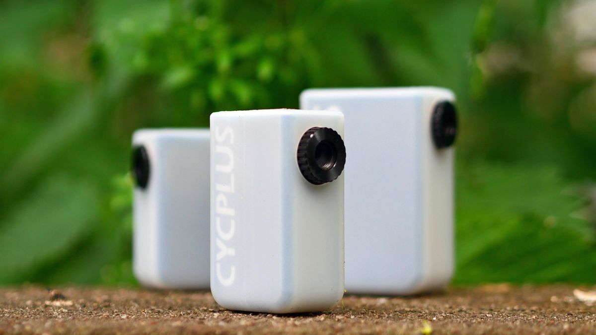 Cycplus AS2 e-pump review | Bike Perfect