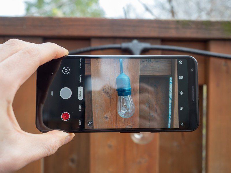 Google Pixel 3a Review (and XL): Camera, Battery Life, & Features ...