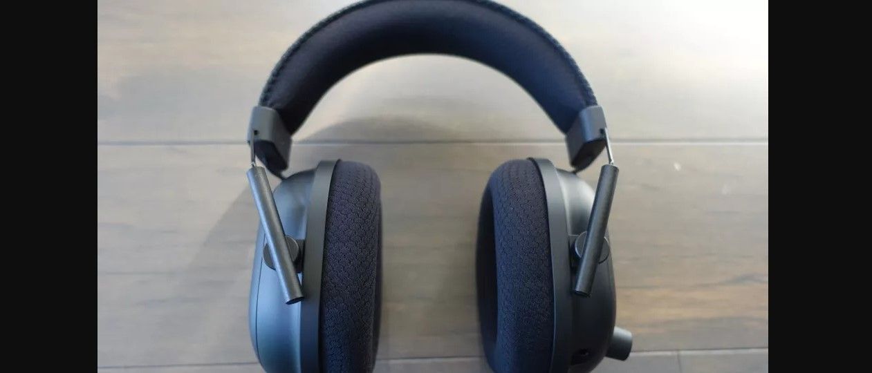 Razer Blackshark V2 Pro Review: Untethered Audio in a Quality Headset ...