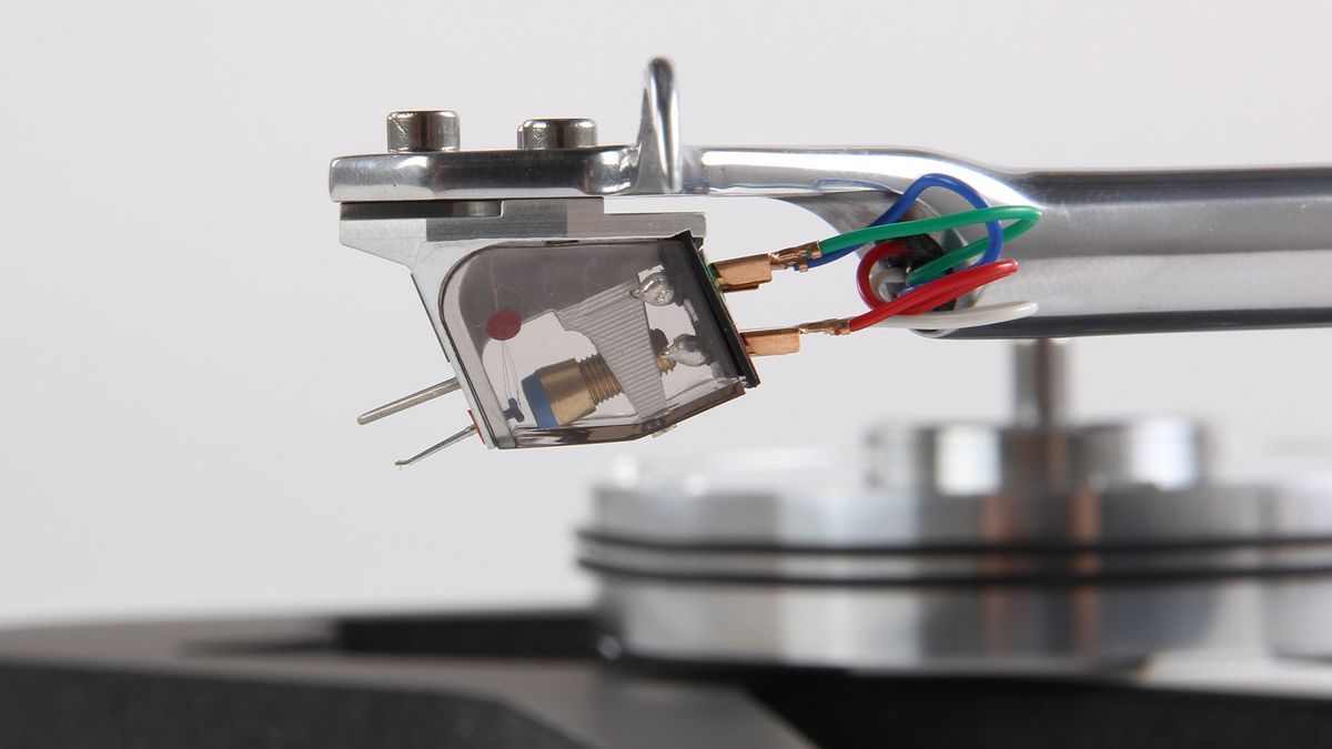 Rega Planar 10 / Apheta 3 review | What Hi-Fi?