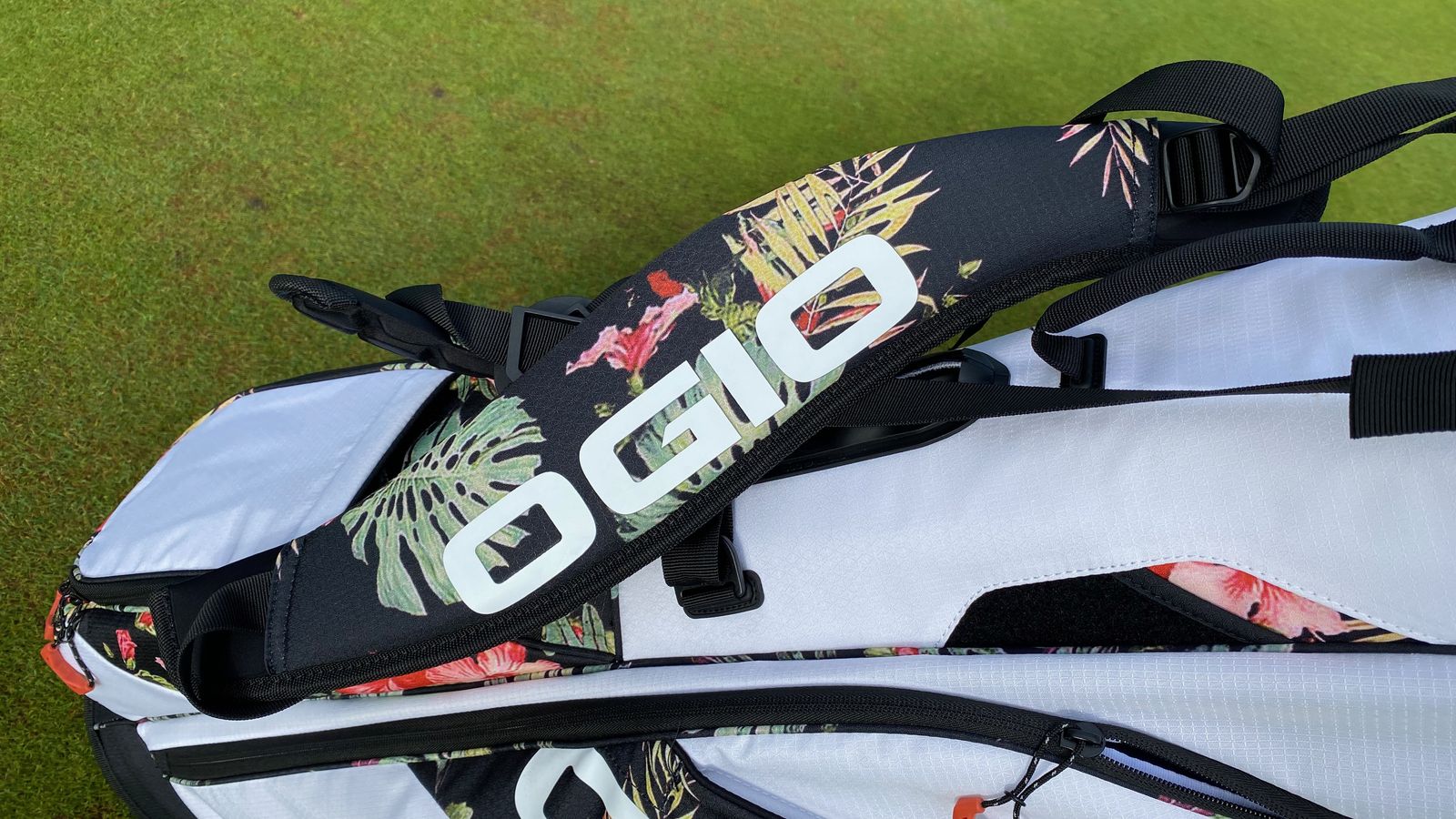 OGIO 2024 Fuse Stand Bag Review | Golf Monthly