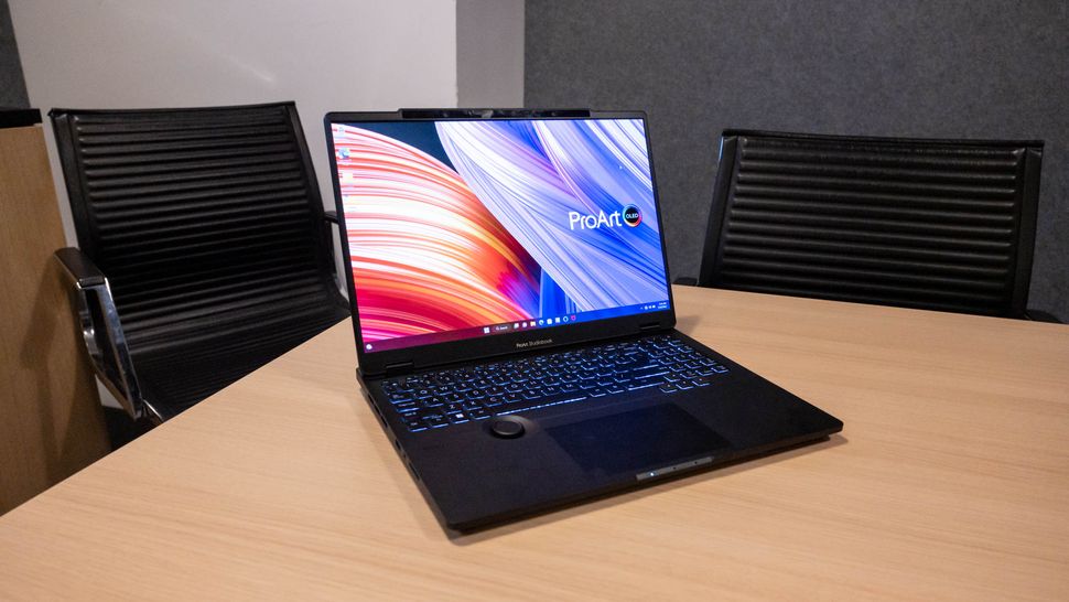 Asus ProArt Studiobook 16 3D OLED laptop hands-on review: 3D that ...