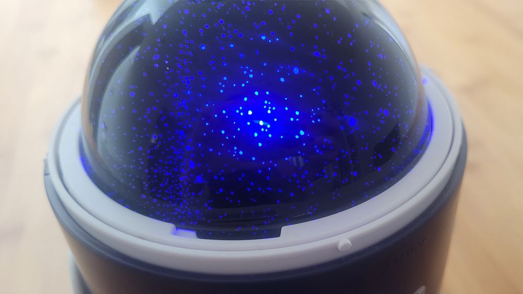 Brainstorm Toys Deep Space Home Planetarium star projector review | Space