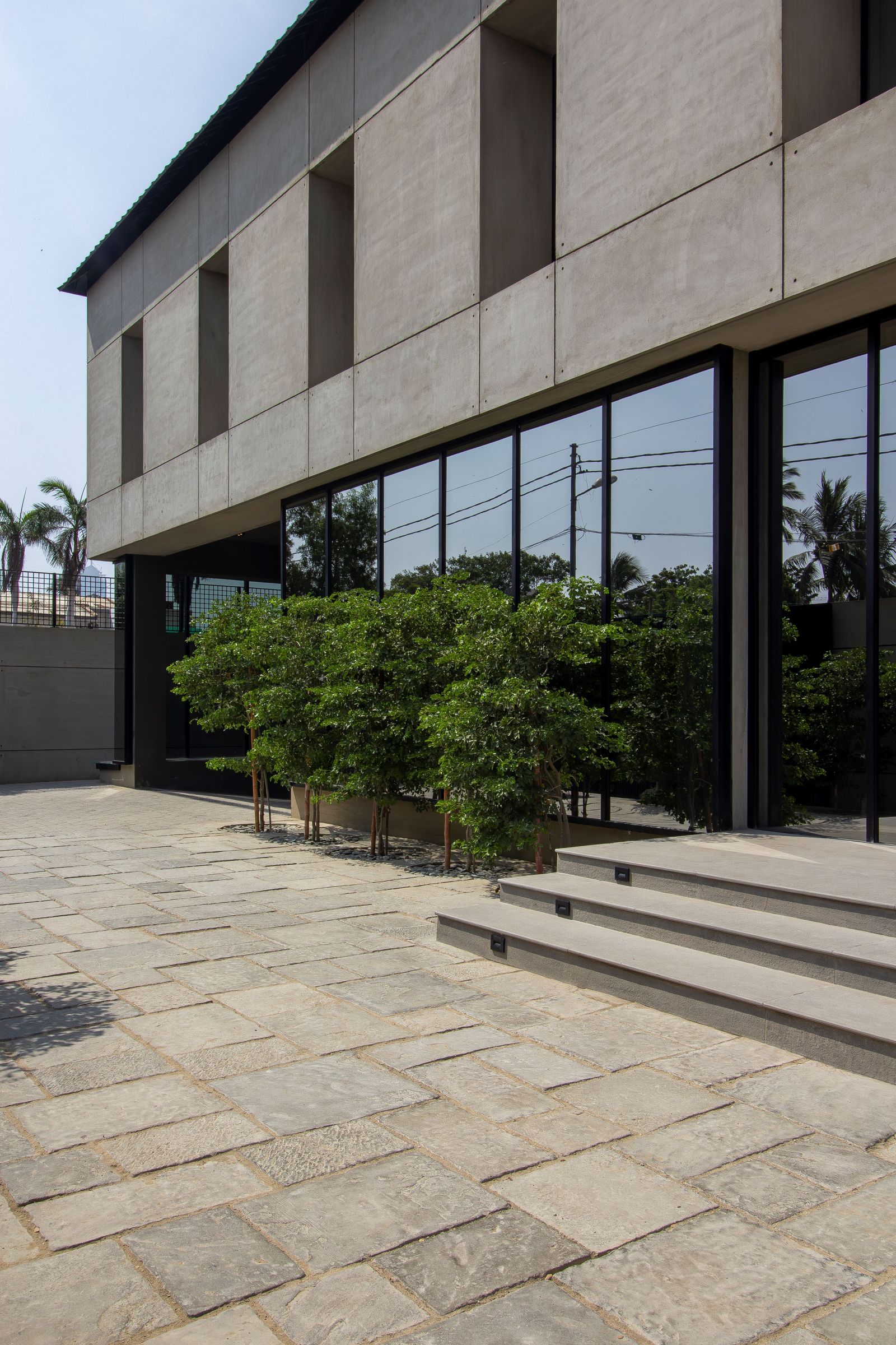 ALEEYA. design studio unites a corporate workspace with the creative ...